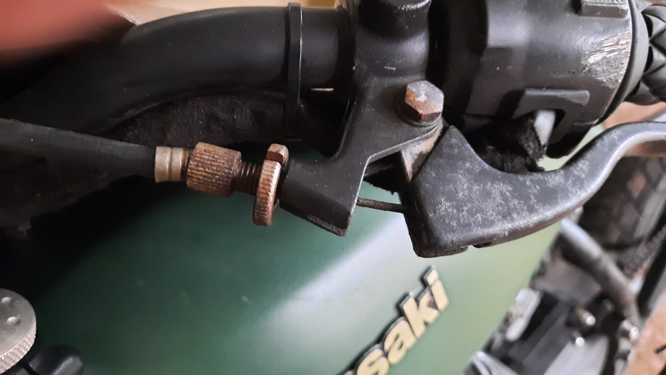 Clutch Cable popped at hex-head adjuster - KZRider Forum - KZRider, KZ ...